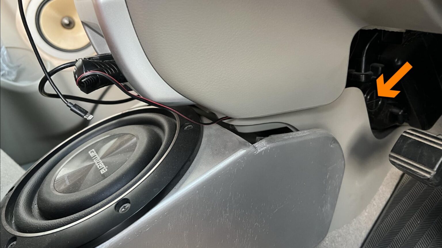 車のレーダーGR-99Lを自分で取り付ける方法・選び方まとめ。エブリィたんに取り付けてみました | DIYでプチカスタム